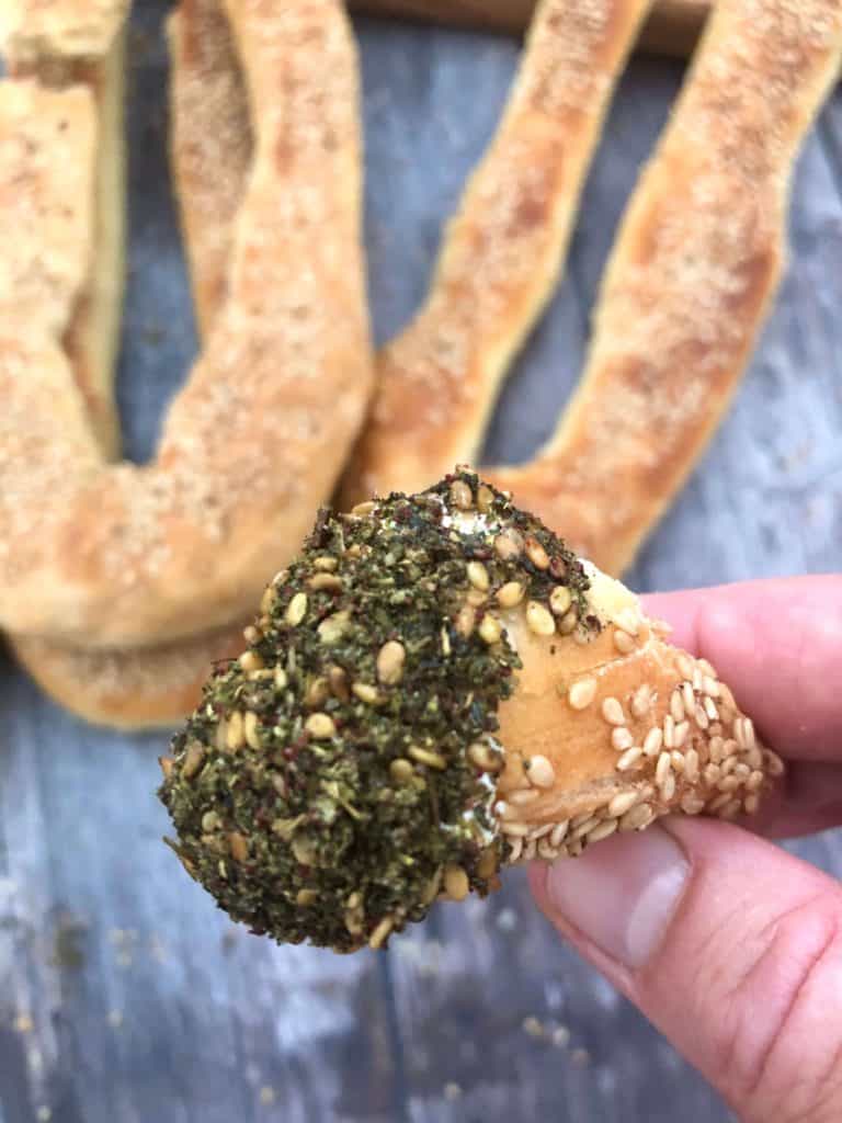 Ka’ek Al-Quds a Crusty and Simple Jerusalem Sesame Bread - Palestine In ...